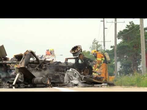 Ethanol tanker truck fire on Hwy. 33, Dodge County - YouTube