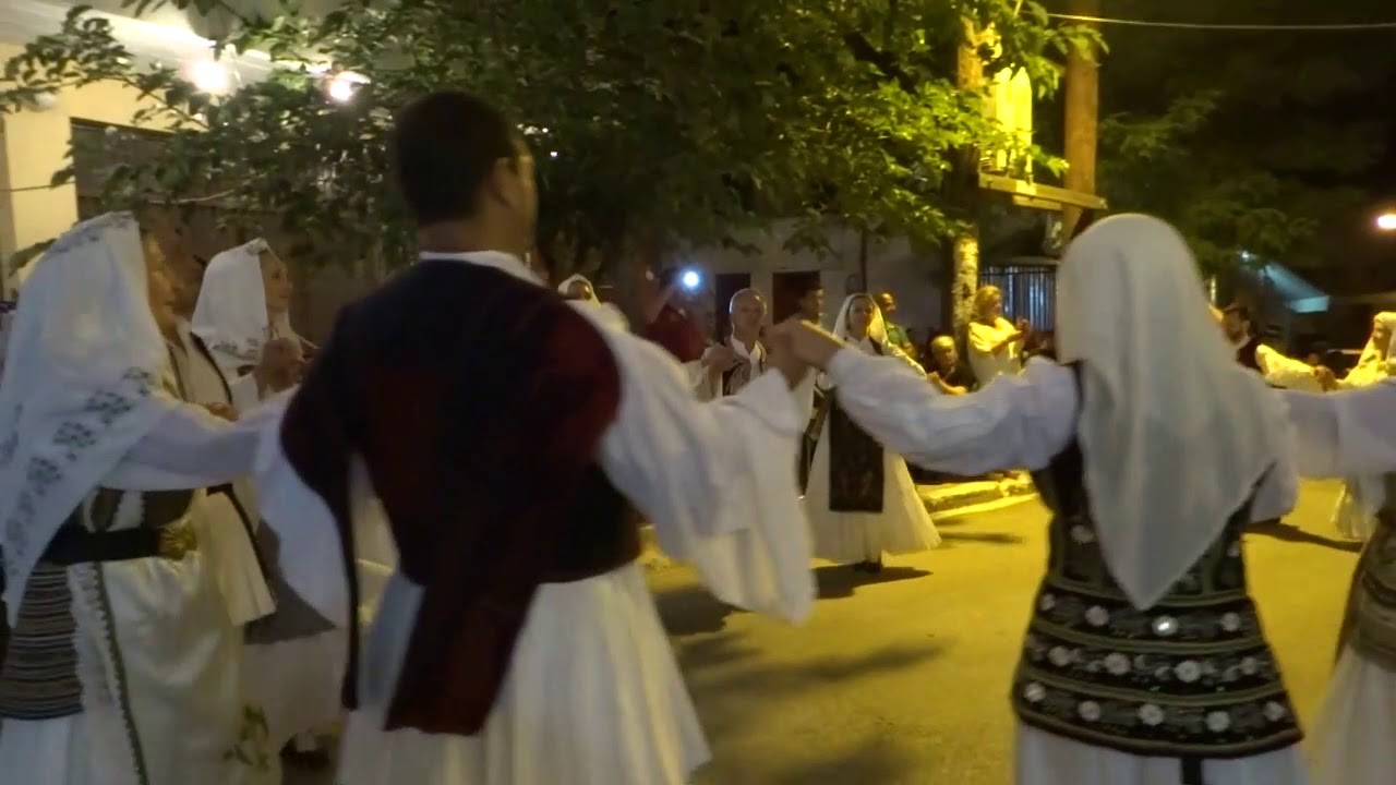ΣΥΓΚΡ ΔΑΛΙΑΝΗ ΣΤΟ ΑΓΓΕΛΟΚΑΣΤΡΟ ''ΛΕΜΟΝΙΑ ΜΕ ΤΑ ΛΕΜΟΝΙΑ'' τραγ ...