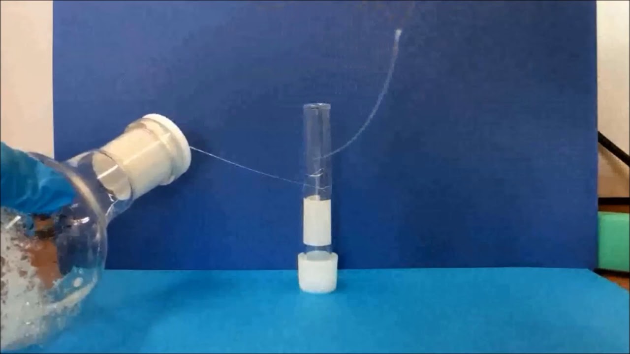 Structural water as an essential comonomer in supramolecular ...