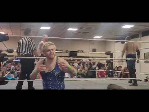 Mike Mc'Lovin Vs Joseph "the fallen" Starr - YouTube