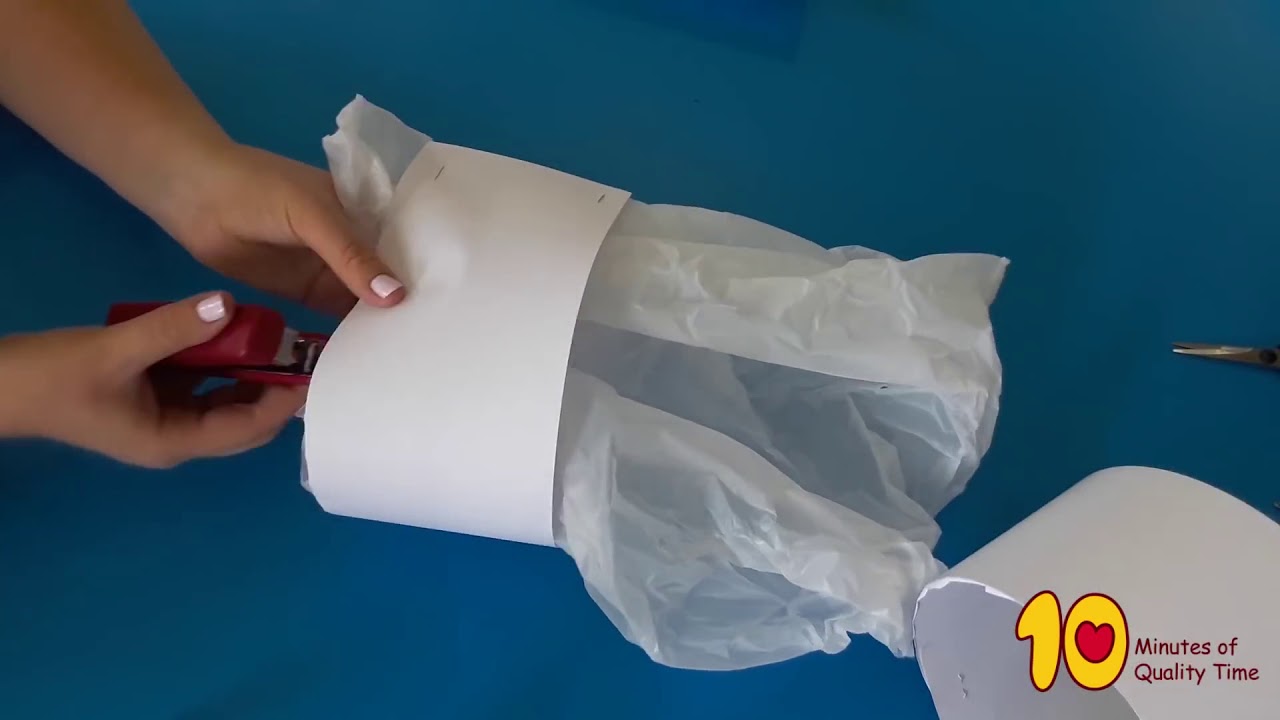 Hot to make a DIY Chef's Hat for Kids - YouTube