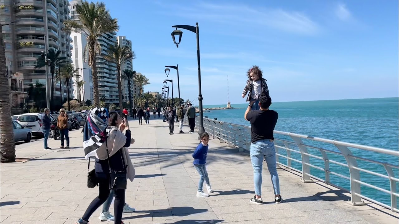 Beirut life on Saturday by the sea/Lebanon🇱🇧/tengerparti élet Bejrútban ...