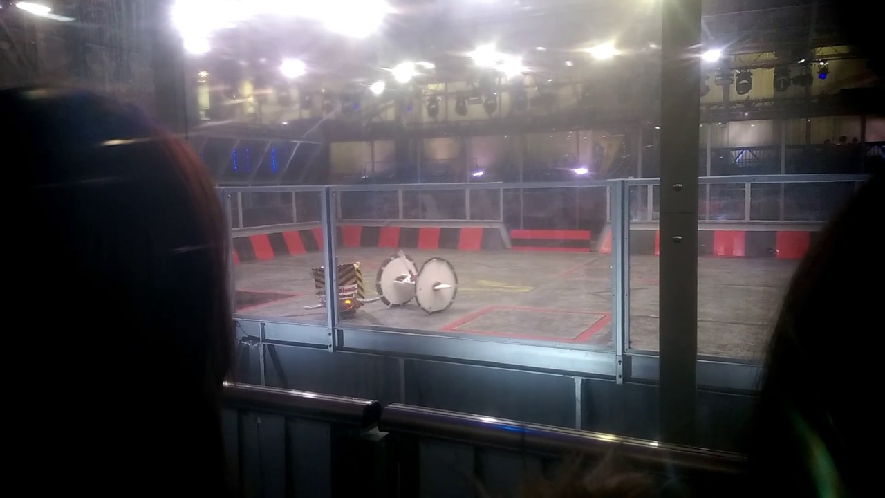 Robot wars season 2 un-televised fight Behemoth and Gabriel - YouTube