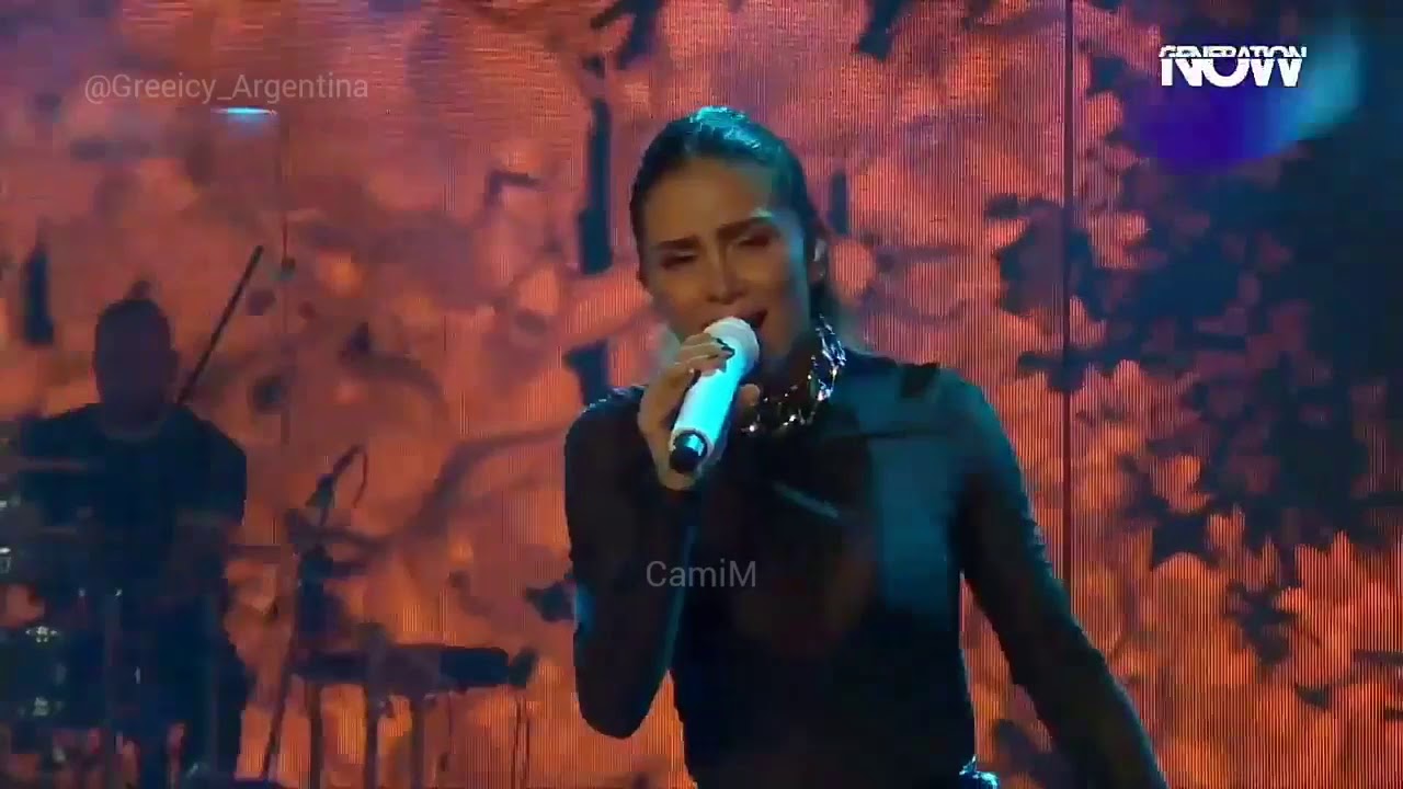 Greeicy Concierto Glasswing Los Consejos en vivo - YouTube