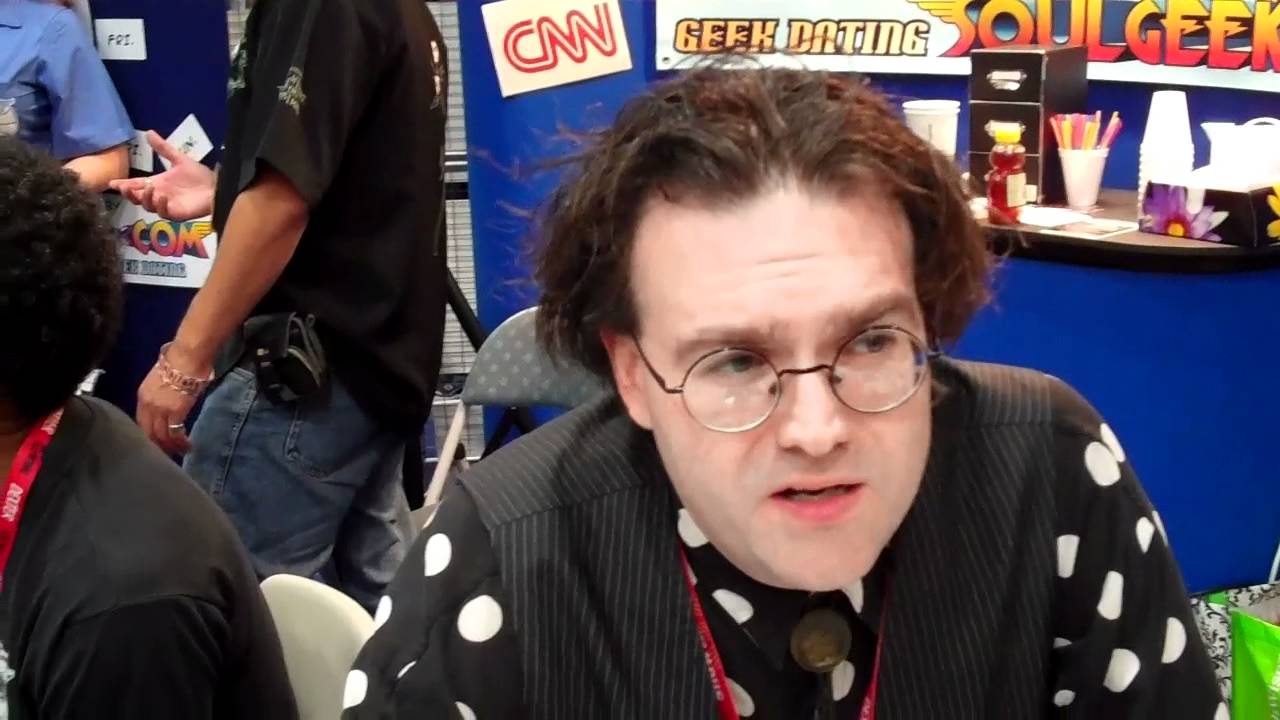 SDCC 2011 Rikki Simons Voice Of Gir From 'Invader Zim' YouBentMyWookie ...