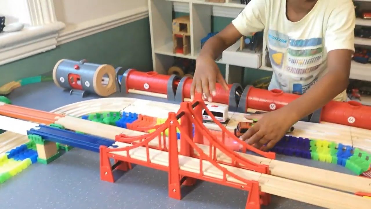 Train Thomas The Tank Engine Brio Subway Bridge Viaduct Building Block ...