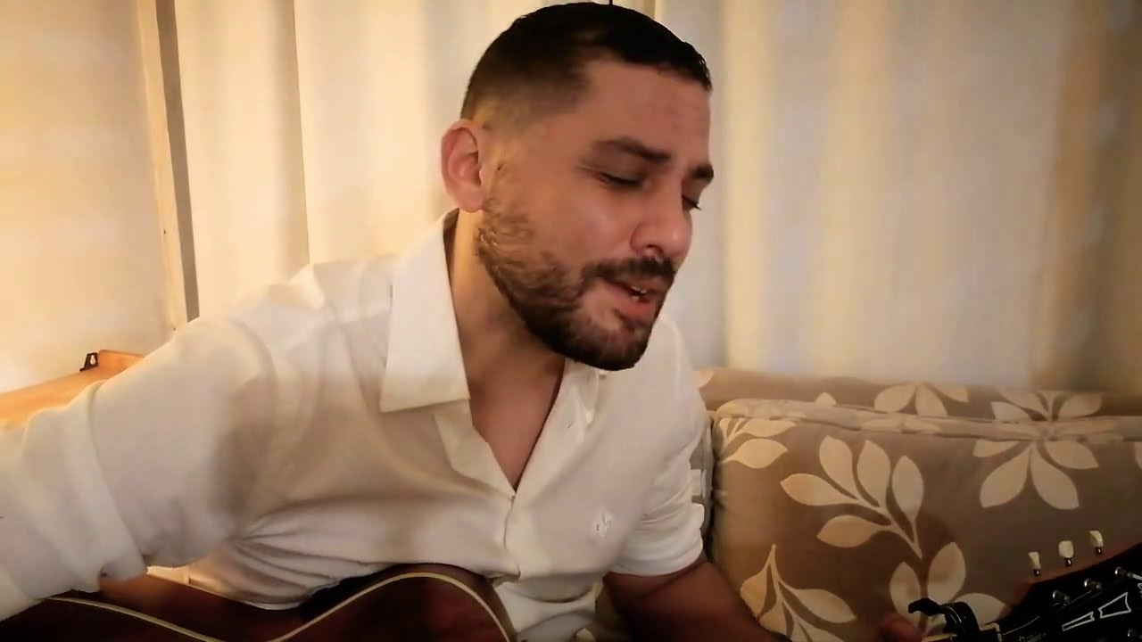 Ricardo Arjona - El invisible by Willy Balbi - YouTube