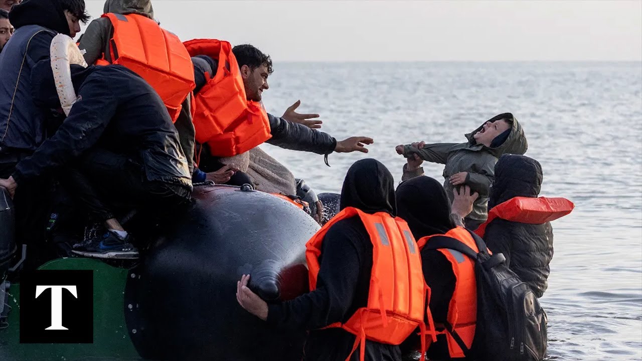 Hundreds Of Migrants Cross The Channel In A Single Day - YouTube