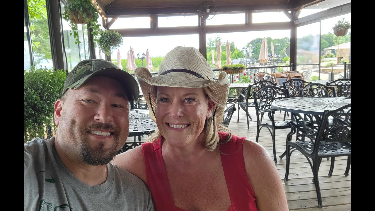 Discovering great wine in Ellijay Georgia - YouTube