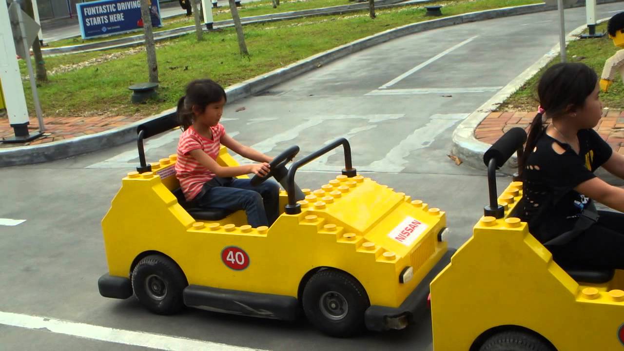 LEGO Driving school 2 - YouTube