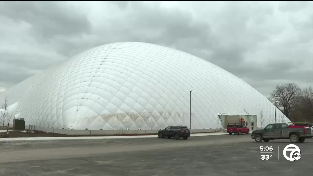 Getting a look inside the new Chandler Park Fieldhouse - YouTube