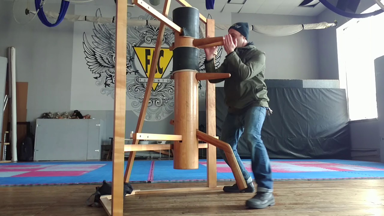 Wooden Dummy set, real speed and intention. - YouTube