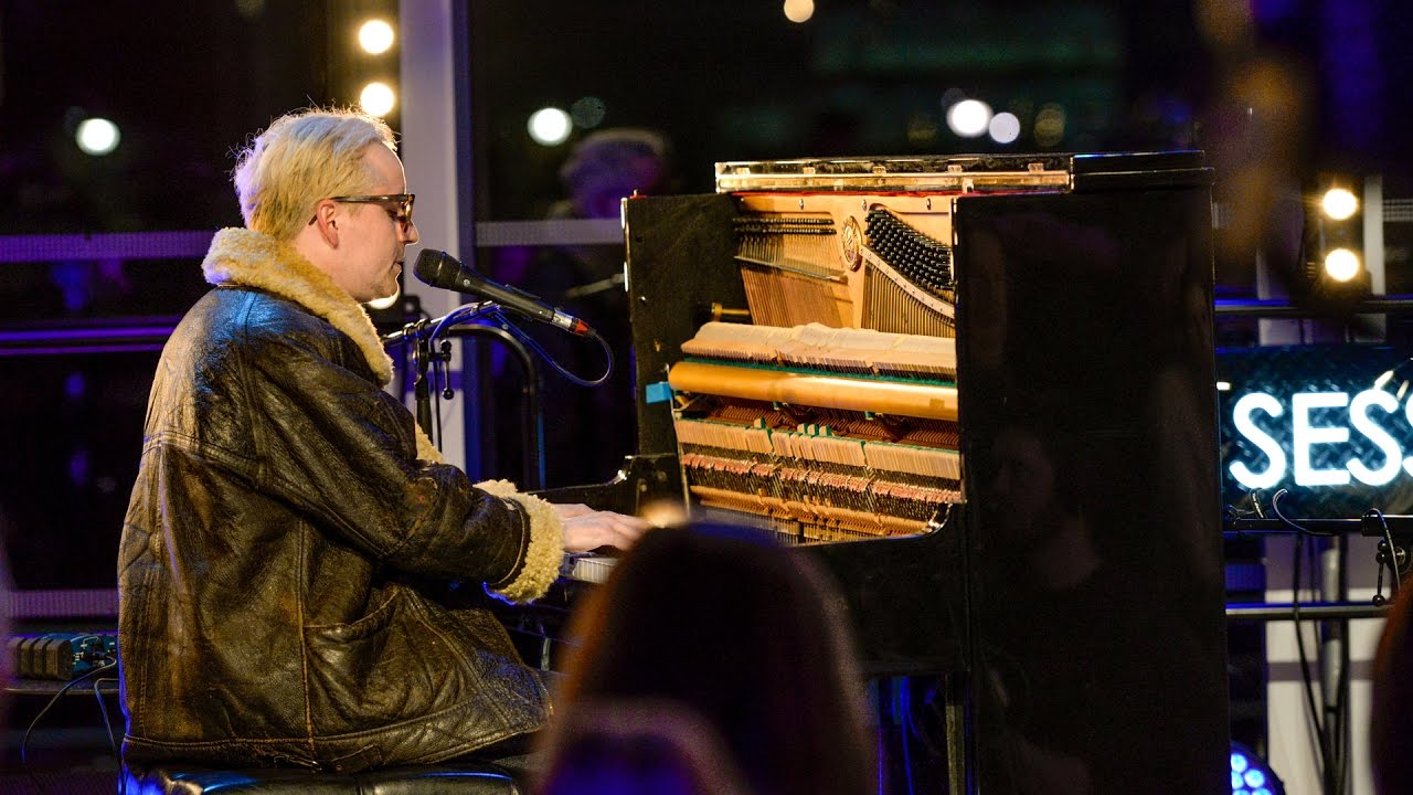 Alexis Taylor - All Is Not Lost (Quay Sessions) - YouTube