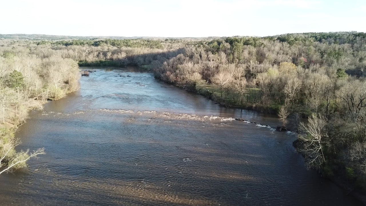 Flying around McIntosh Reserve - YouTube