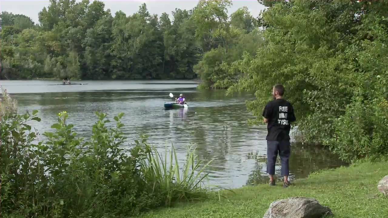 Huron River Canoes - YouTube