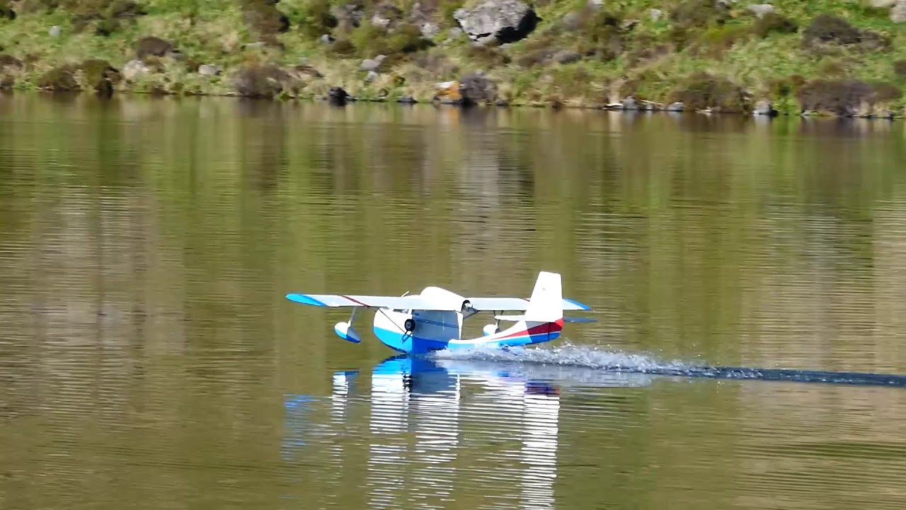 Republic Seabee RC Scale Model Amphibian flying boat, waterplane - YouTube