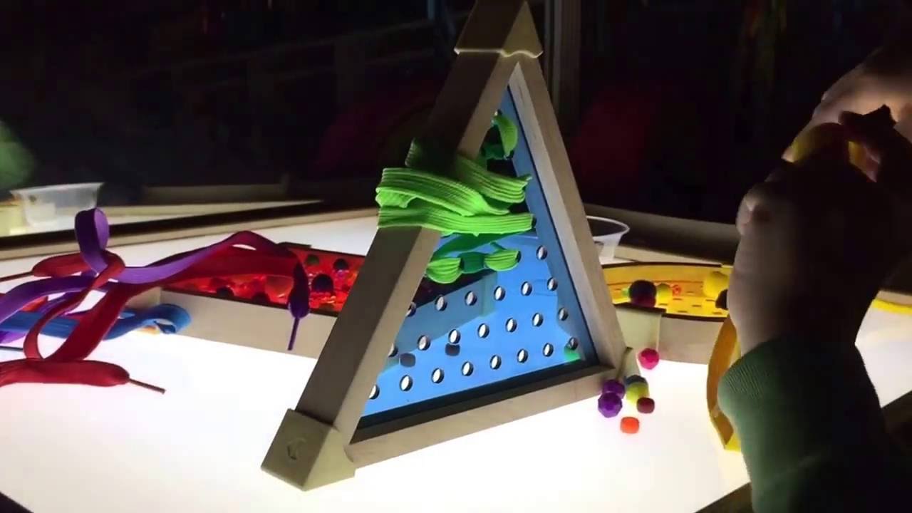 Guidecraft Geo Shape Lacing 3 - YouTube