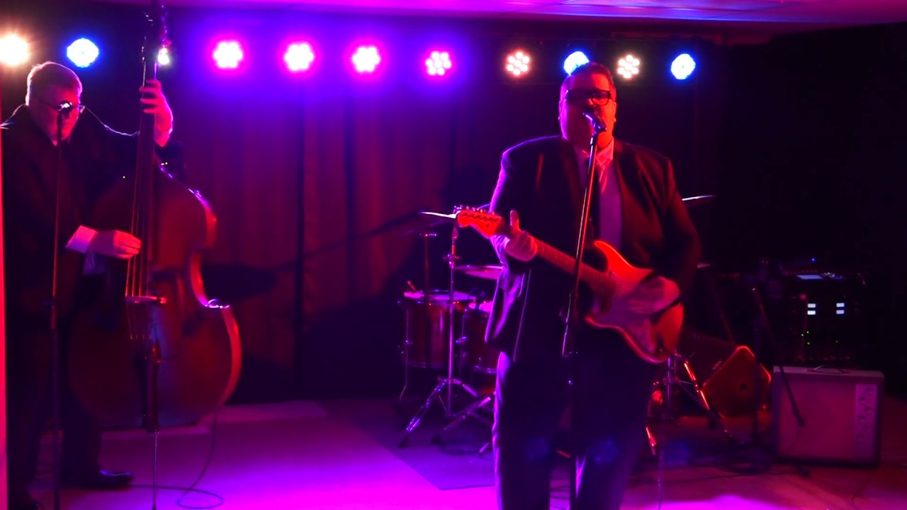 Jim Pullman "Its So Easy to Fall In Love" (Buddy Holly) - Decadent ...