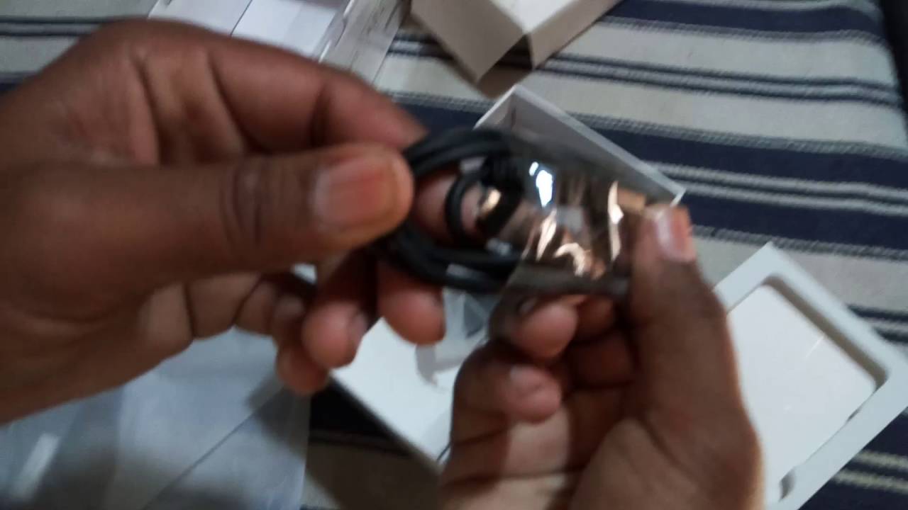 QMobile LT700 3GB RAM UNBOXING - YouTube