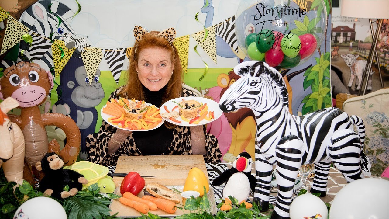 Sarah Ferguson making Hummus Lion Faces - YouTube