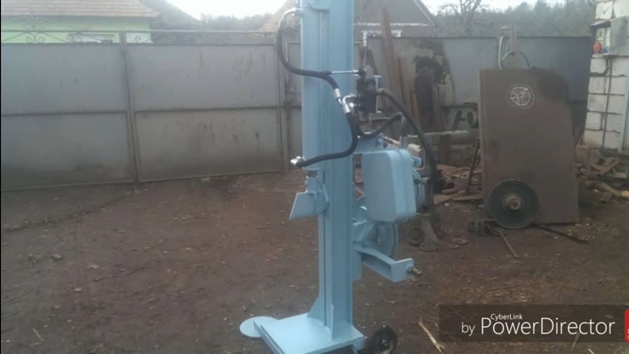 Spargator lemne purtat in tiranti la tractor. Log splitter for tractor ...