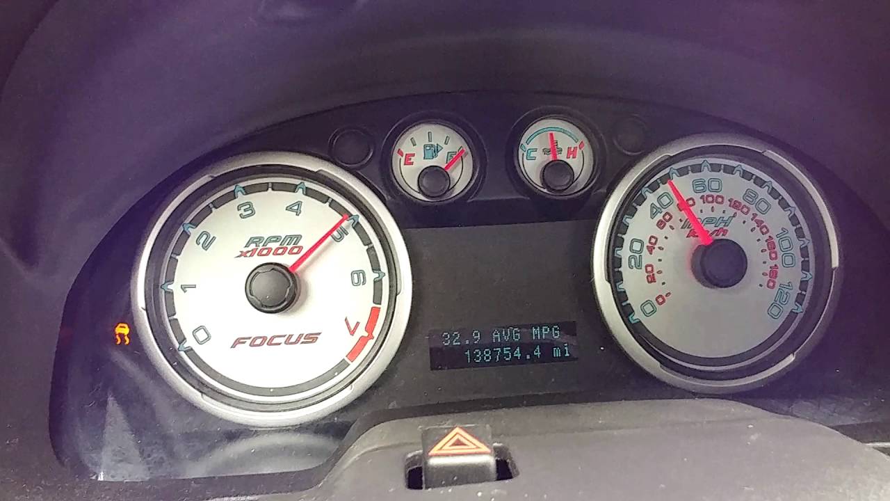 2009 Ford focus 5 speed 0-80 mph - YouTube