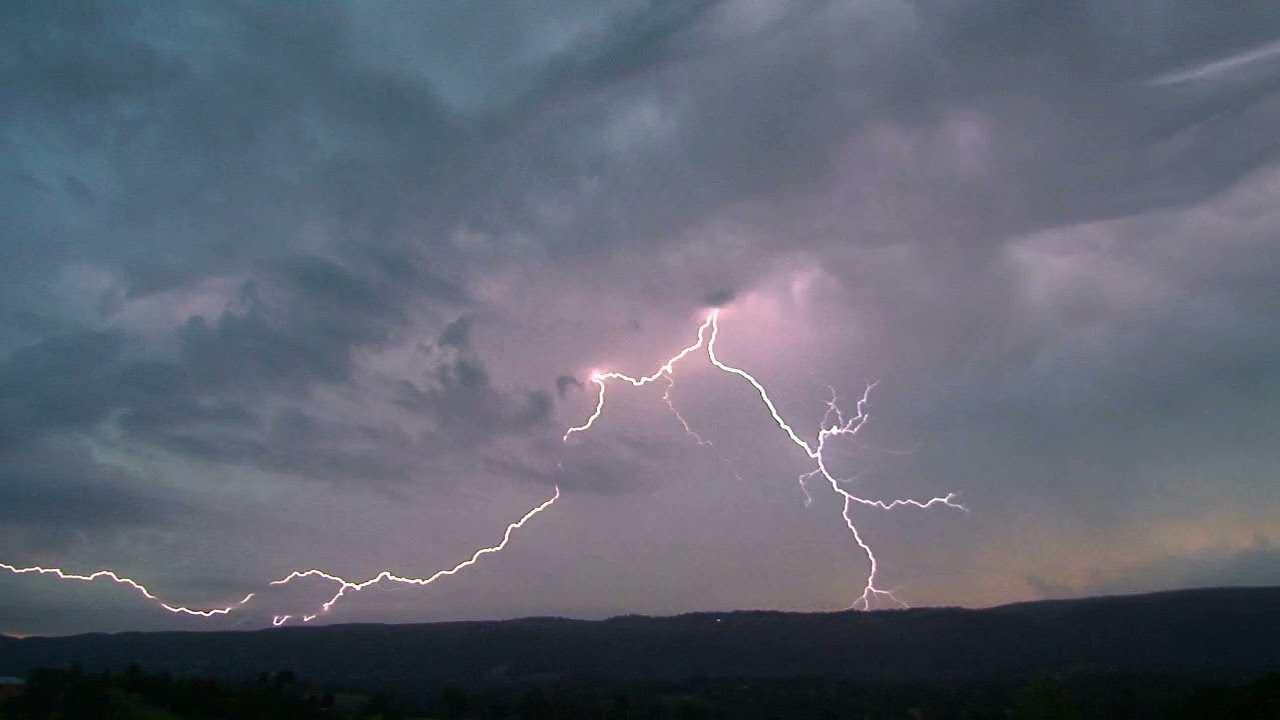 Amazing Lightning in Sydney Australia - YouTube