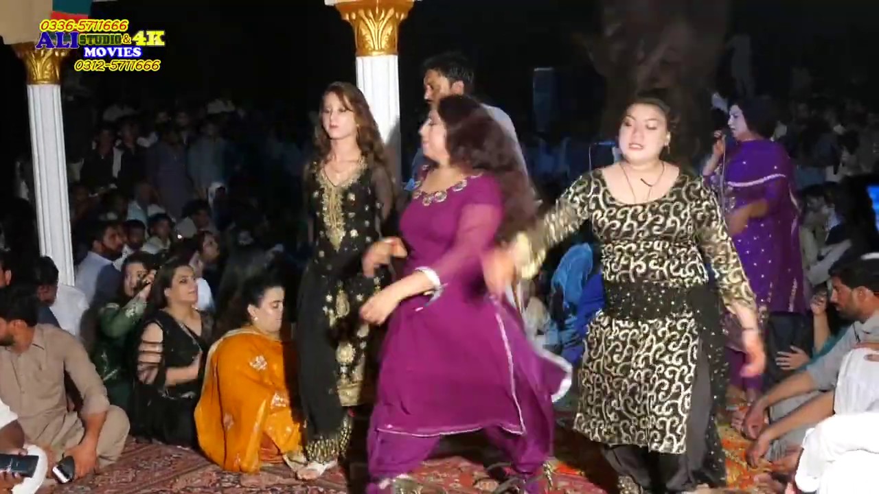 New Mujra 2019 Mela Karsal Medam Sumbal Group Dance Night Youtube