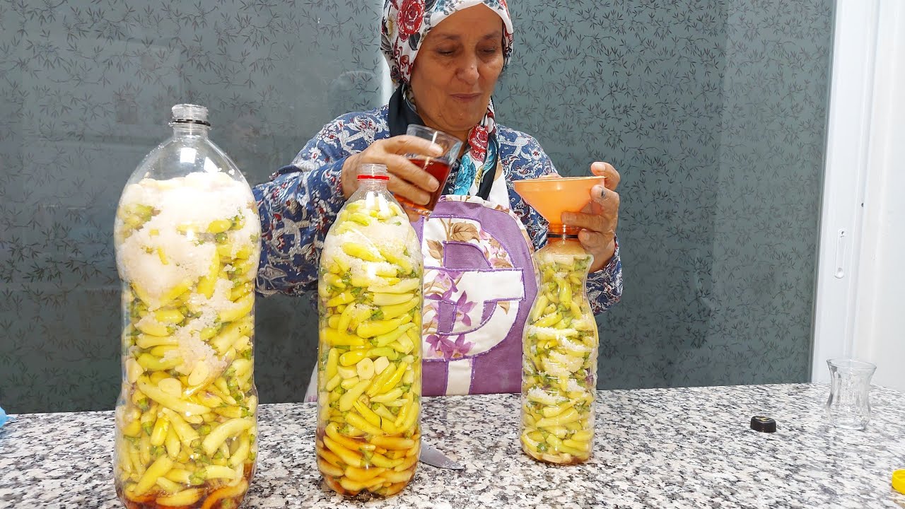 şekerle yapılan klasik anne turşusu acı biber süs biberi cin biber ...