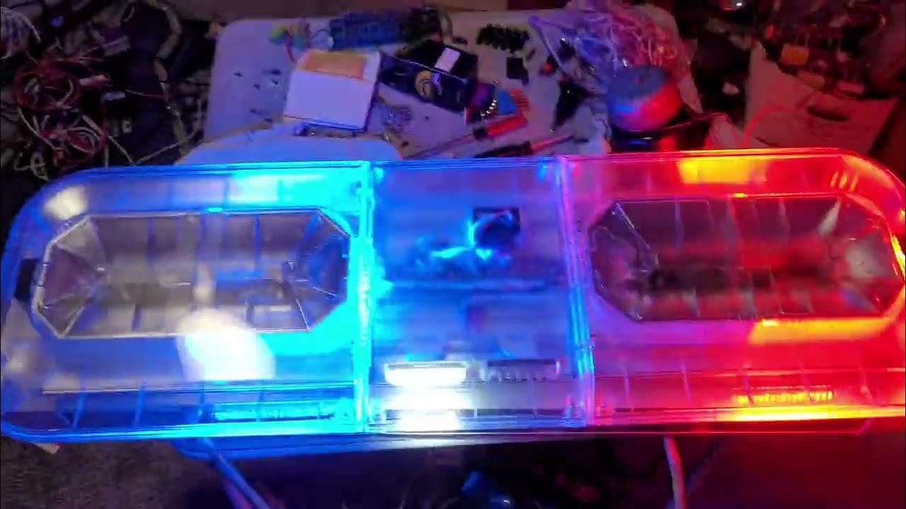 Star Signal Razor M-Tech 2461LED-RBC-C lightbar - YouTube