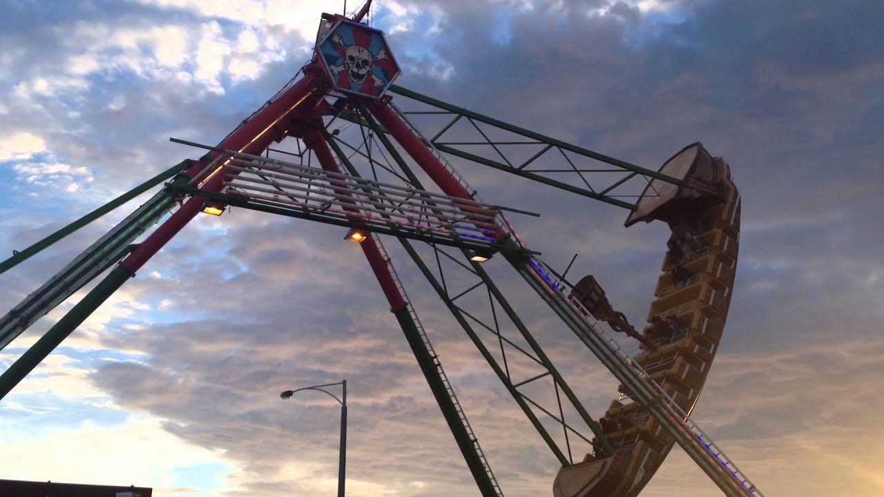 Pirate at Rye Carnival 2015 - YouTube