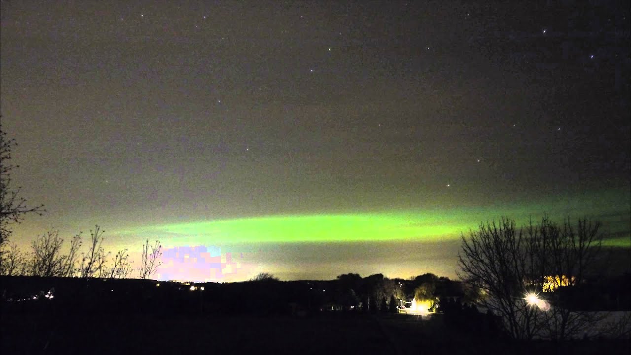 Awesome Northern Lights in Wisconsin. HD time lapse - YouTube