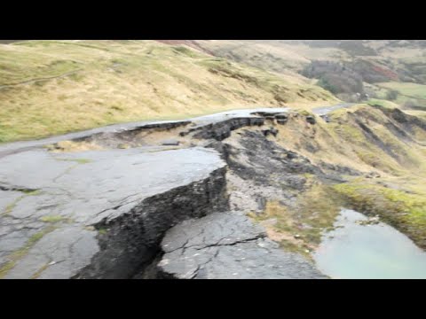 THIS ROAD IS COLLAPSING Castleton #Vlog10 #BSN Music By - R1 PENGTING ...