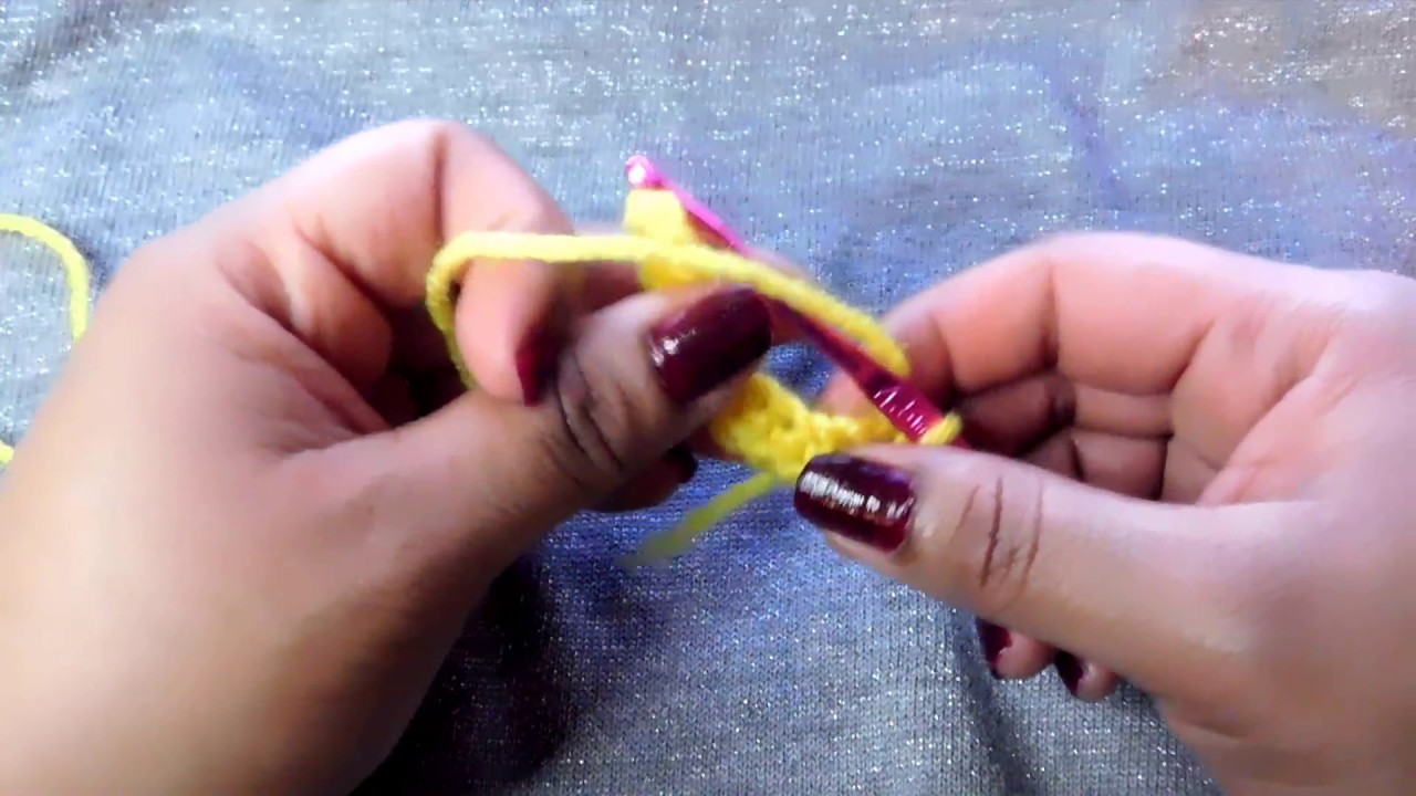 how to crochet the letter C - YouTube