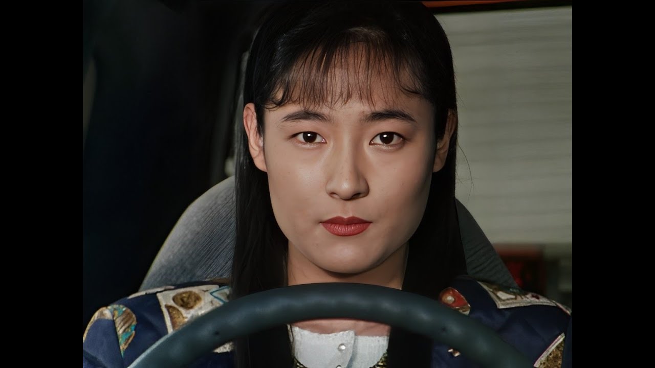 Soljeanne Plus Up! in Blue Outfit - YouTube