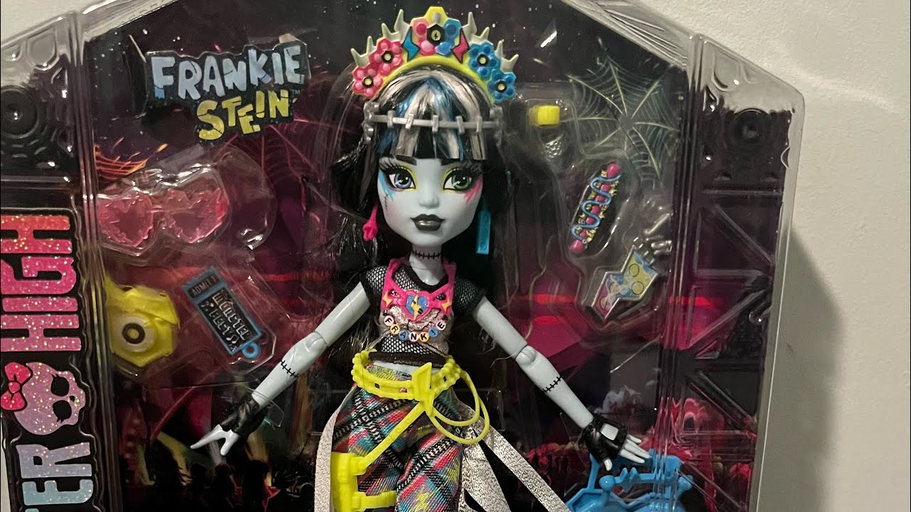 Monster High Frankie Monster Fest Review - YouTube