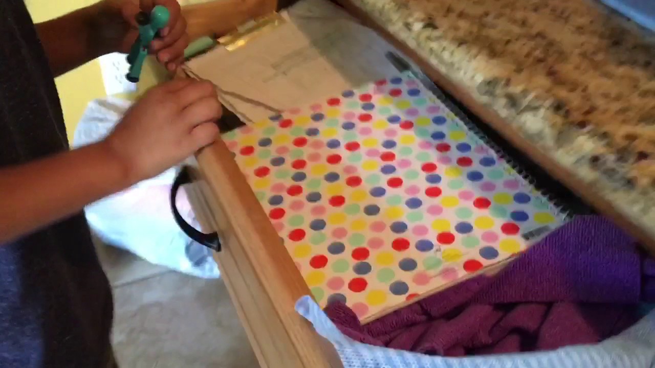 Stikbots: How to draw a face - YouTube