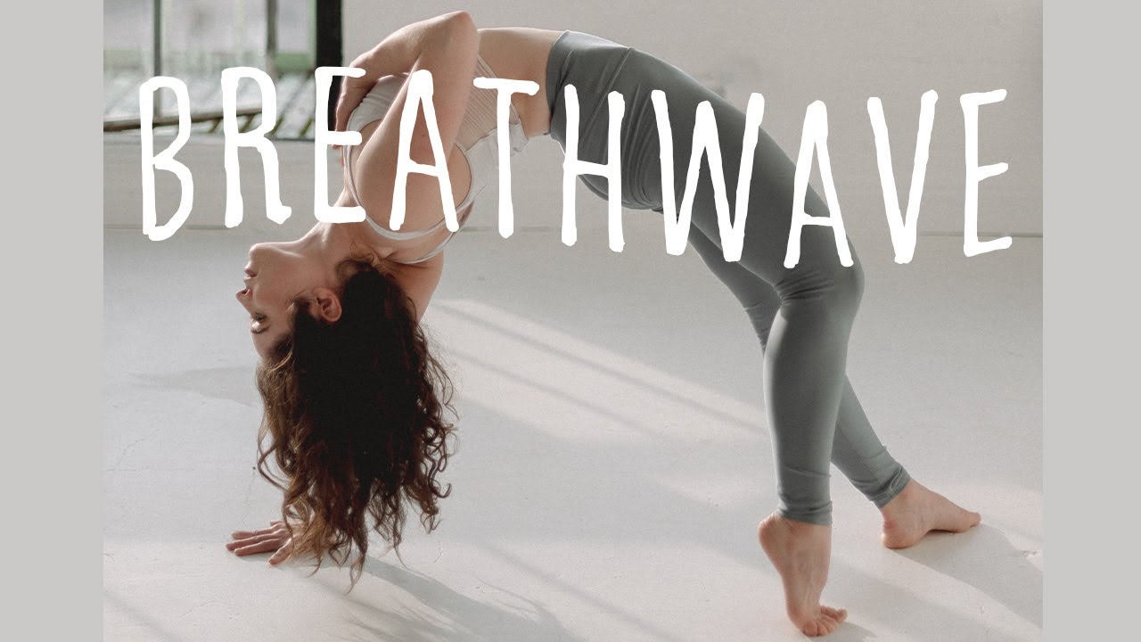 Breath Wave 🌊 40 Minute Fluid + Flowy Vinyasa Yoga Practice - YouTube