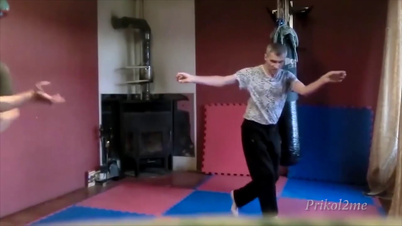 Russian Kung fu dude teaches techno moves - YouTube