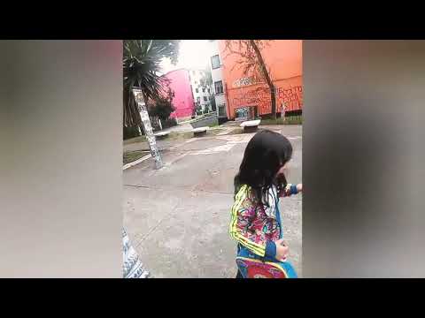 Primer video de Leah rock en el parque. - YouTube