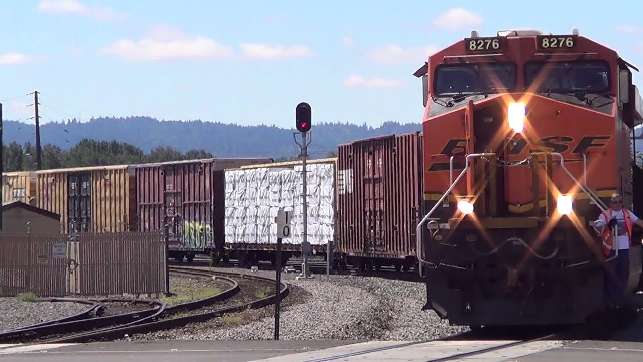 [HD] UP and BNSF Trains at the Famous Wye in Vancouver, WA - 8/10/16 ...