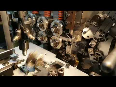 KHM CMF28STR+HOOK STATION - YouTube