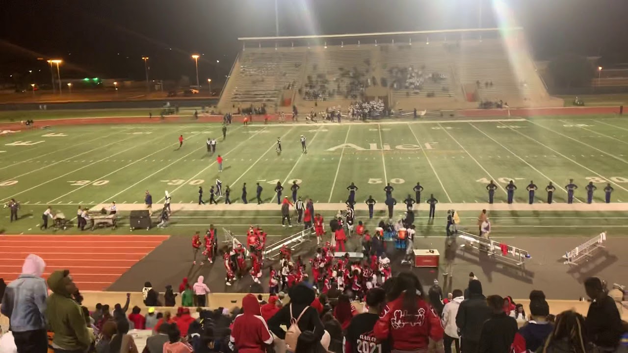 Alief Elsik Highschool Revelliers Dance Team Halftime Jazz Performance ...