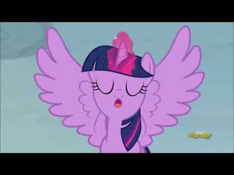 Twilight Sparkle using her \