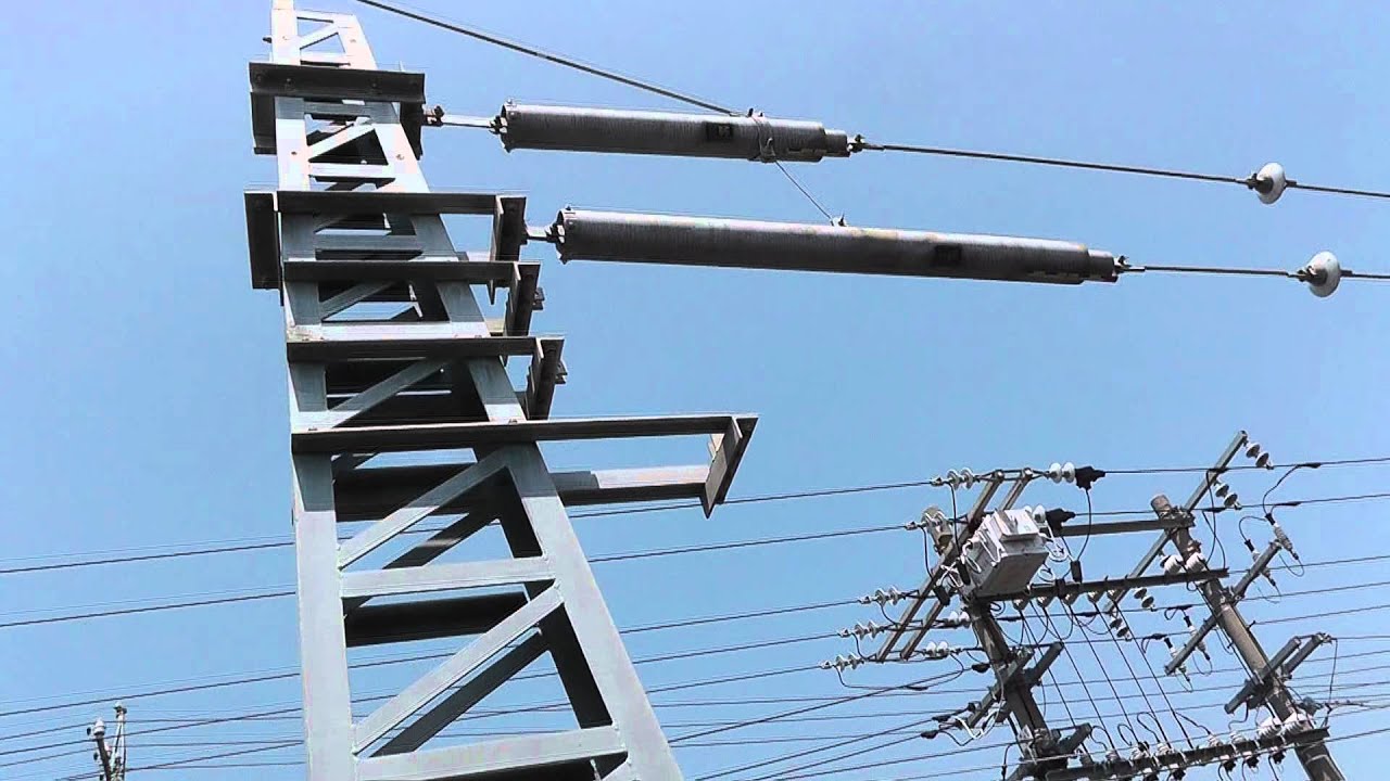 Japan Railroad Overhead Power Line Terminal Tensioner - YouTube