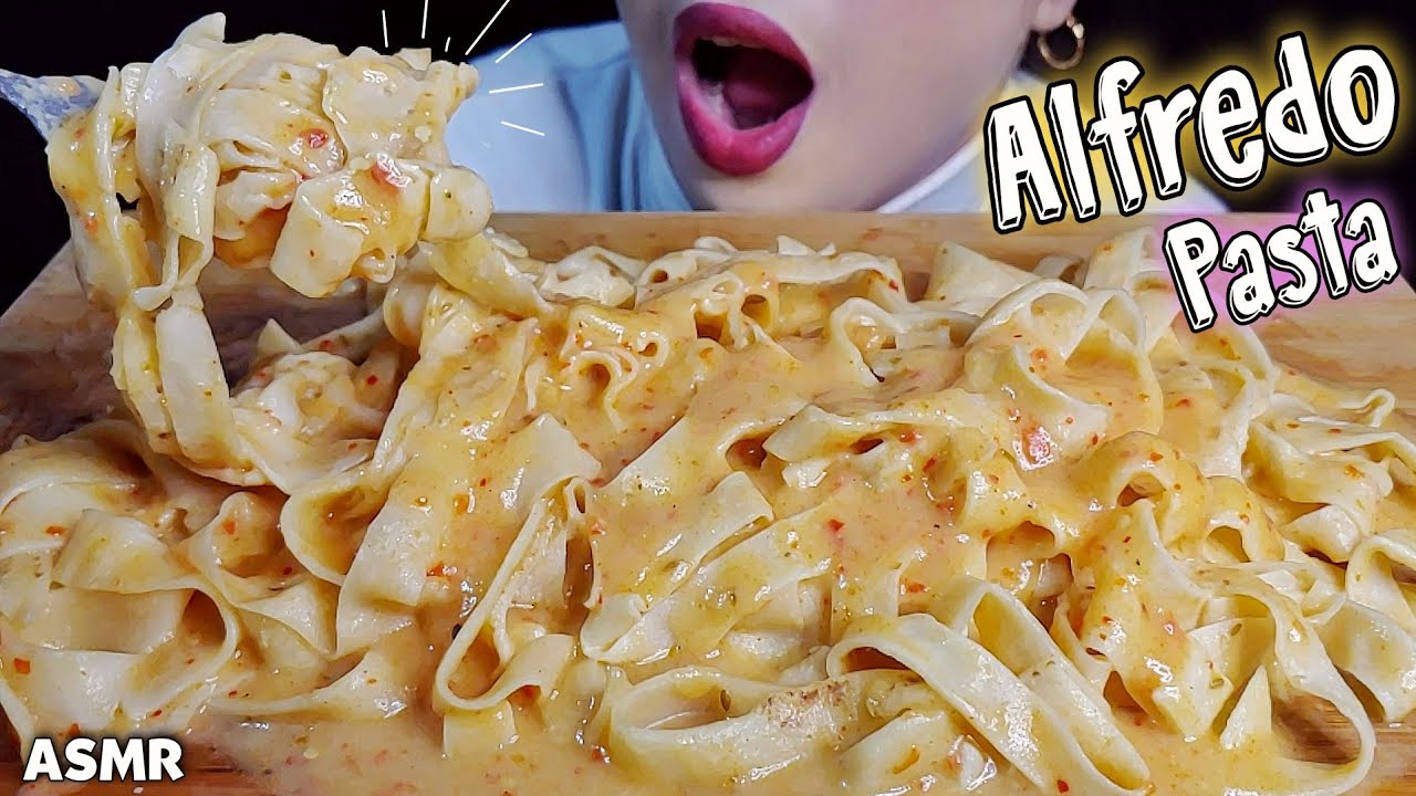 ASMR CREAMY ALFREDO PASTA | EATING CHEESY ALFREDO | ASMR CREAMY CHEESY ...