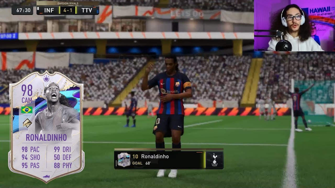 98 Ronaldinho Cover Star Icon SBC Player Review - YouTube