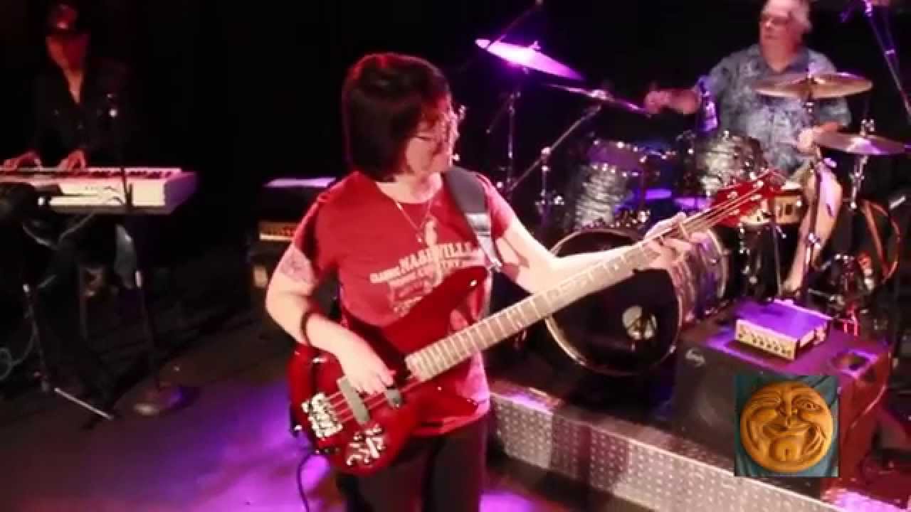 Roy Vogt's TMBG Bass Camp Video - YouTube