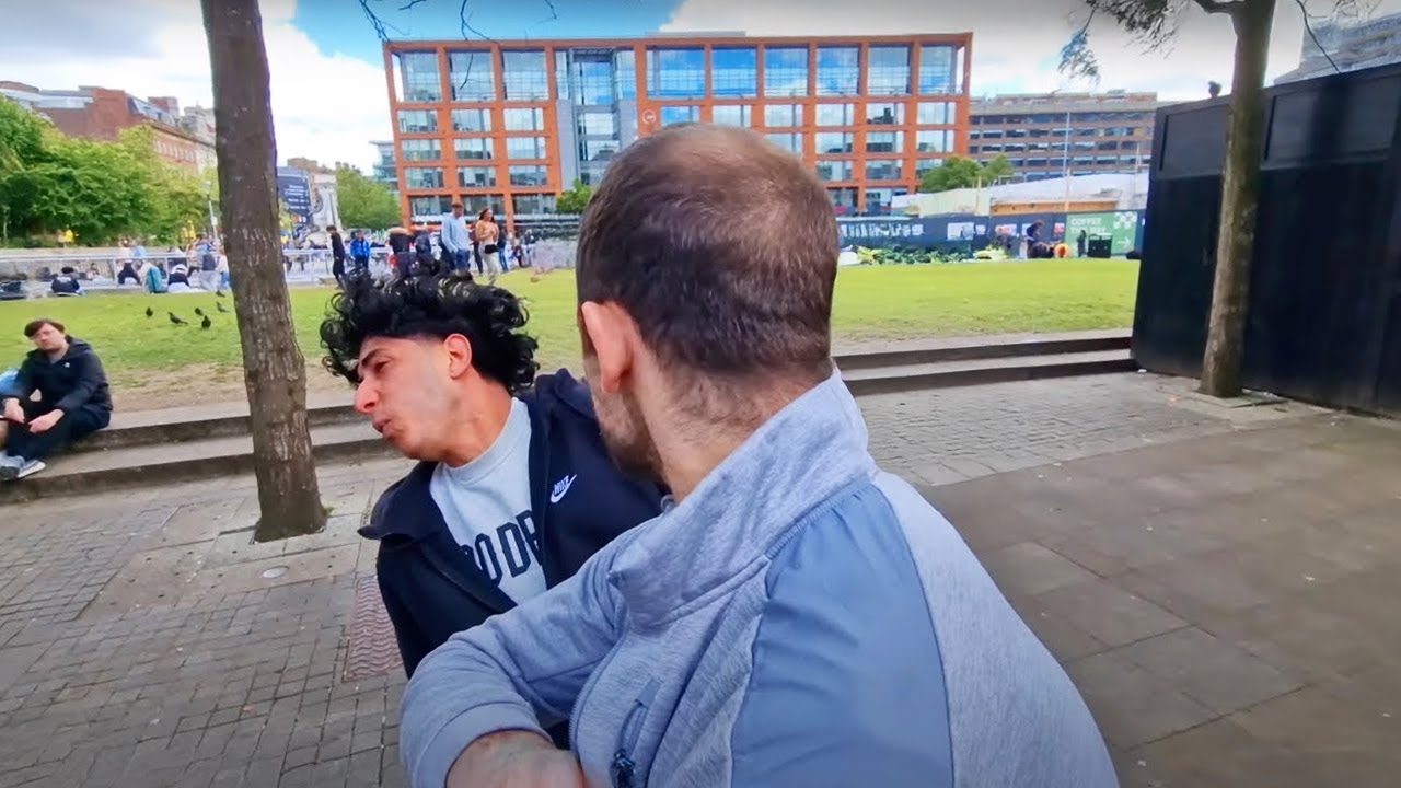 When Pro Fighters Fight Back Hard! - YouTube