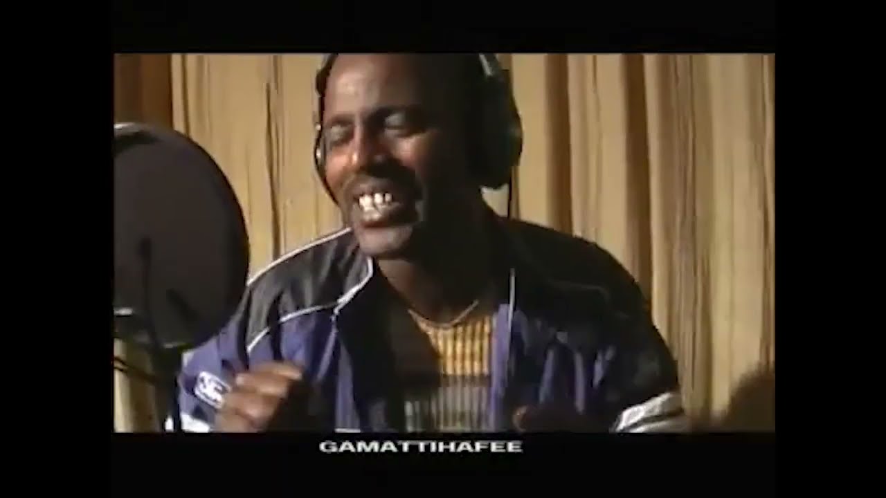 Magarsaa Baqqalaa: Leencaa Qaraaniyoo 2008 VCD - YouTube